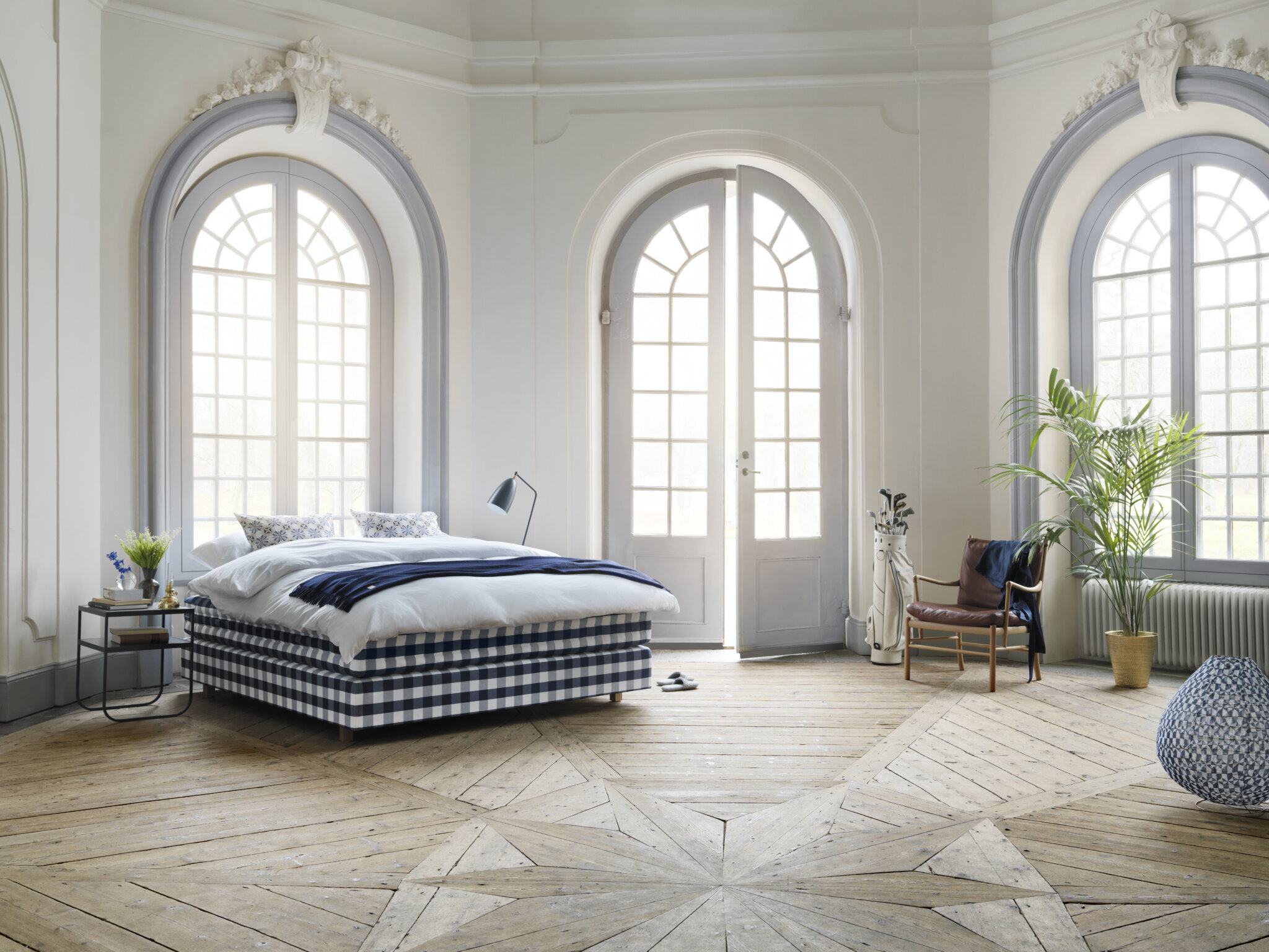 2000T by Hastens Beds - ICFF