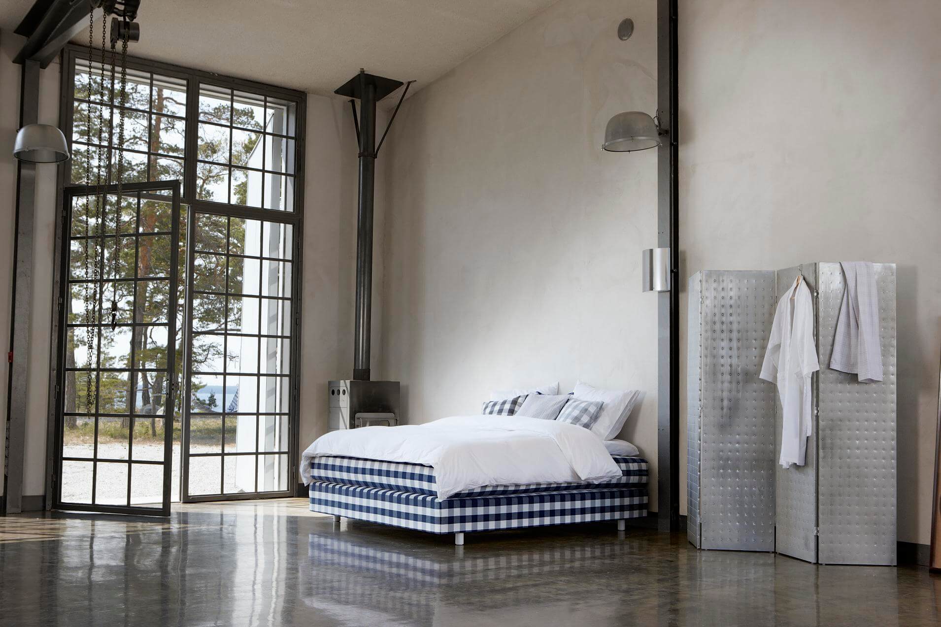 Hästens 2000T Bed by The Sleep Spa - ICFF